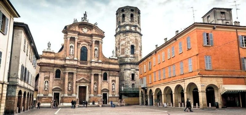 Reggio Emilia secret, curious and mysterious - Practical Tips for Your Visit