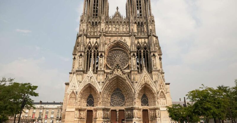 Reims: Private Guided Tour of the Champagne's capital - Key Points
