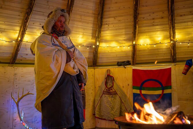 Reindeer Feeding and Sledding, Sami Storytelling Night Tour - Key Points