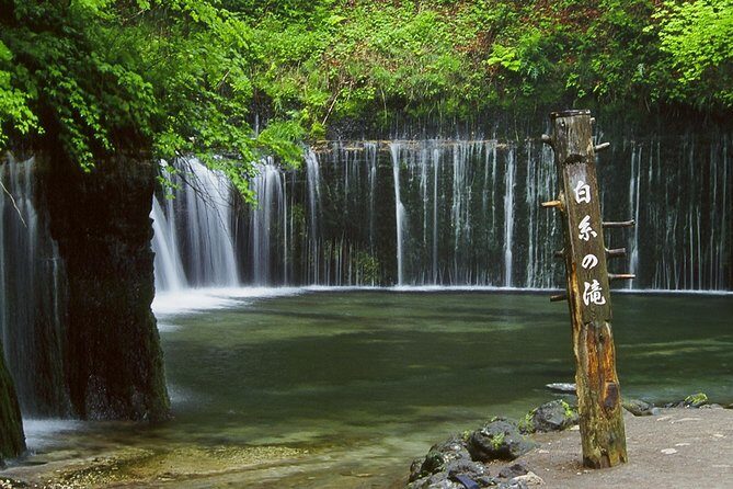 Relax and refresh in Karuizawa Forest! Shinanoji down trekking around two people - Introduction