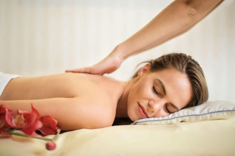 Relaxing massage with volcanic stones - An Honest Look at the Experience