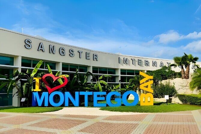 Relaxing Montego Bay Airport To Trelawny Resorts Transfer 1 Way - Key Points:
