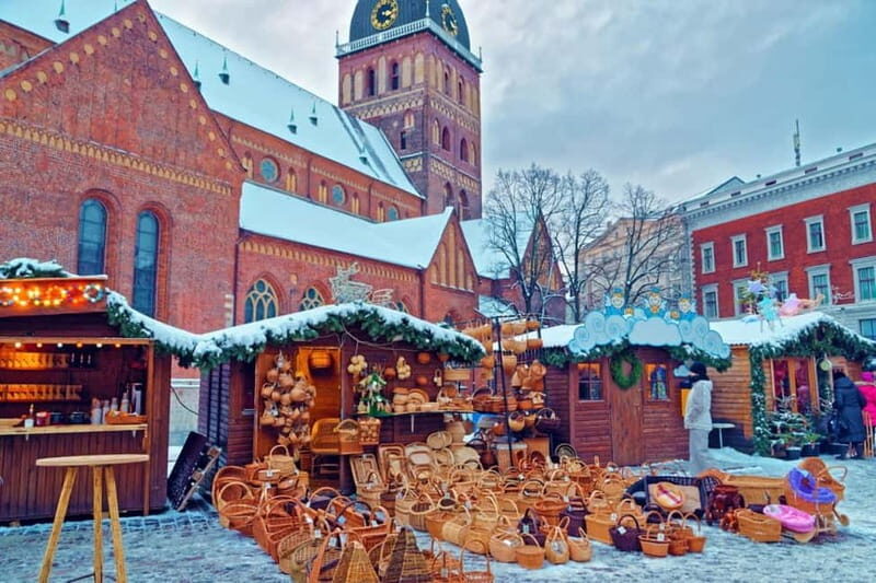 Remarkable Corners of Sigulda Christmas Walking Tour - Key Points