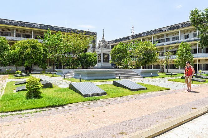 Remnants of a Khmer Rouge Era - An In-Depth Look at the Tour Experience