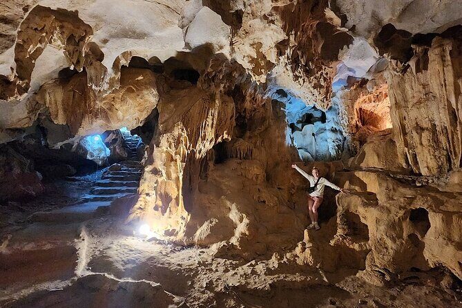 Renea Cruise Best Boutique Cruise 2 Days 1 Night in Bai Tu Long - Who Would Love This Experience?