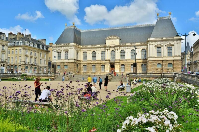 Rennes: Private Guided Walking Tour - What the Reviews Say