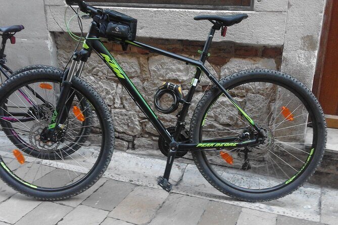 Rent a Bike in Zadar - Helmet, Lock and city map included - Zadar Bike Rental Experience: What You Need to Know