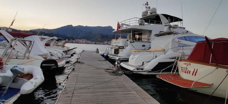 Rent a boat in Taormina without a license - Who Is This Experience Best For?