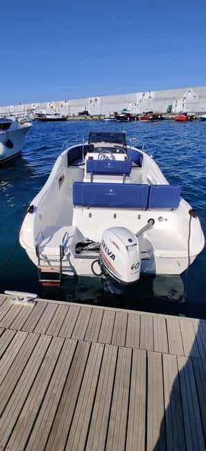 Rent a boat in Taormina without a license - FAQ