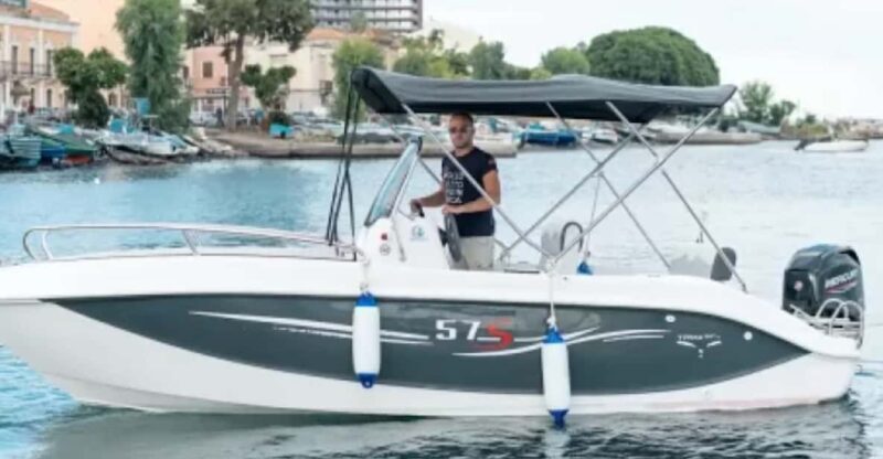 Rent Barca 57s Serenity and explore the Aeolian archipelago - The experience: what to expect