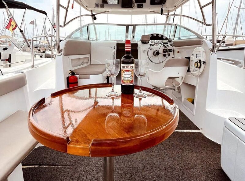 Rent Boat Valencia Yatch Polonova with capitan and drinks - FAQ – Practical Questions Answered