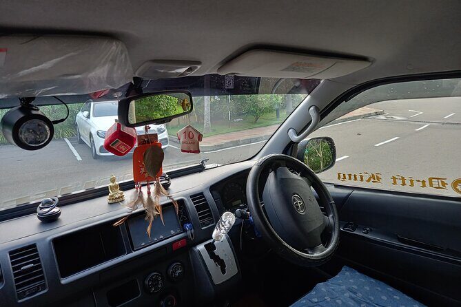 Rent Van (Mini Bus) with Driver in Sri Lanka - Who Should Consider This Service?