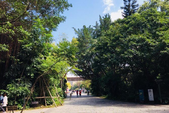 [Rental bus with English or Japanese guide] OK for small groups to 40 people Recommended for family and employee travel Taipei Free Sightseeing - A Detailed Look at the Taipei Private Bus Tour