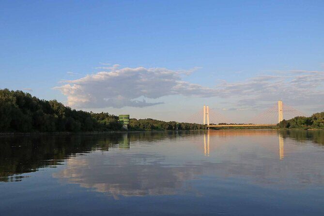 Rental of Motorboat for 5 on Vistula in Warsaw no Licenses Needed - Discover Warsaw from the Water