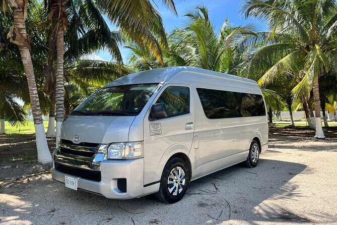 Rental of Vans with driver in Merida Yucatan up to 13 passengers - Key Points