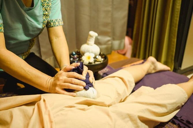 Rest And Relax Massage - Refreshing Aromatherapy in Soi Sukhumkit 21 - Key Points