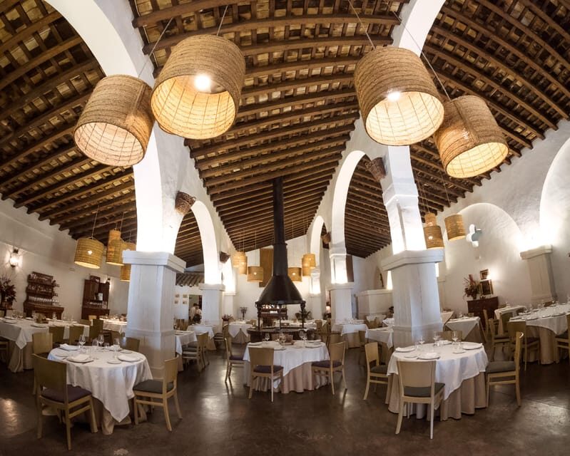RESTAURANT IN THE CENTER OF JEREZ WITH THE BEST GASTRONOMY AND WINES - The Food and Wine: A Perfect Match