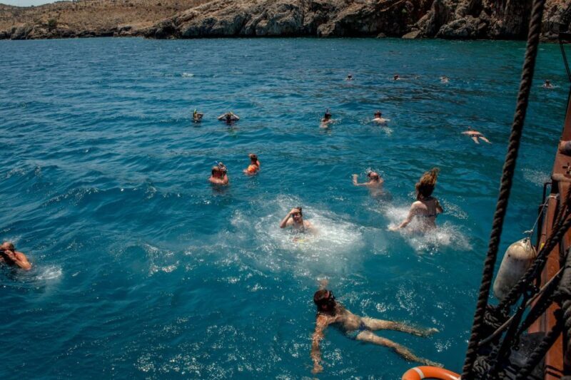 Rethymno: Pirate Boat Cruise with Swimming Stop - What to Expect on the Day