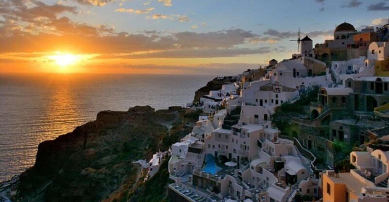 Rethymno-Santorini island 1 Day Cruise - Key Points