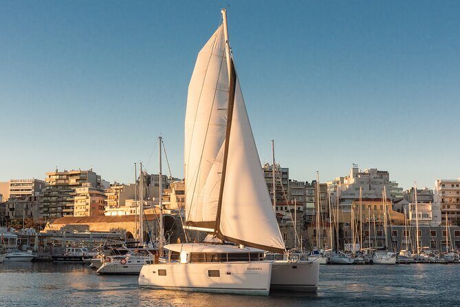 Rethymno: Sunset Catamaran Cruise with Wine and Snacks - Crew and Service: Making It Special
