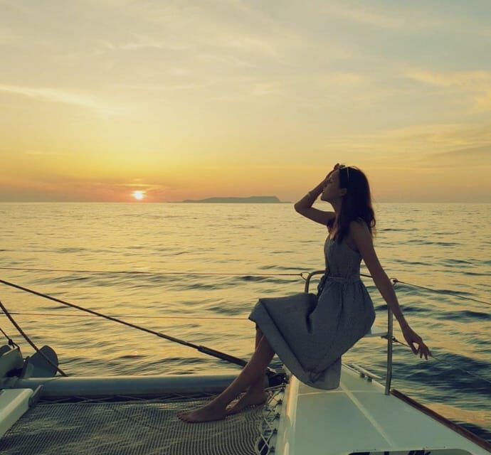 Rethymno: Sunset Catamaran Cruise with Wine and Snacks - Itinerary Breakdown: What You Can Expect