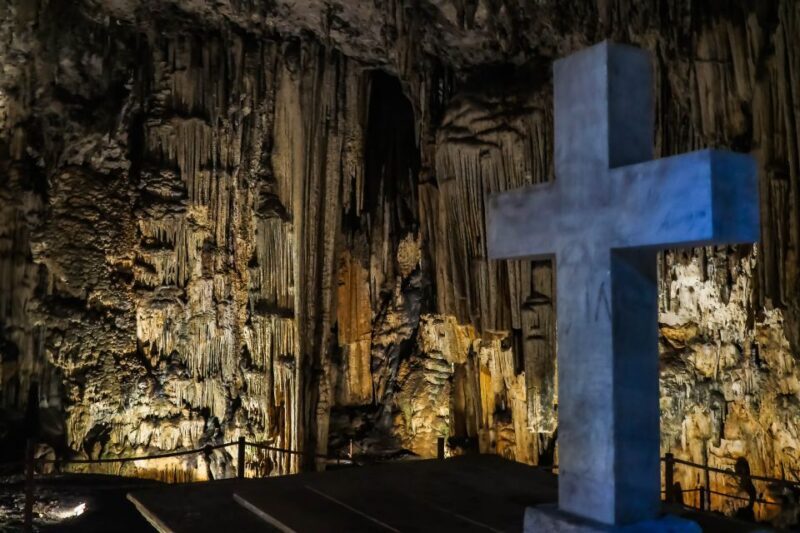 Rethymno:Private Tour to Arkadi-Margarites and Melidoni - An In-Depth Exploration of the Tour