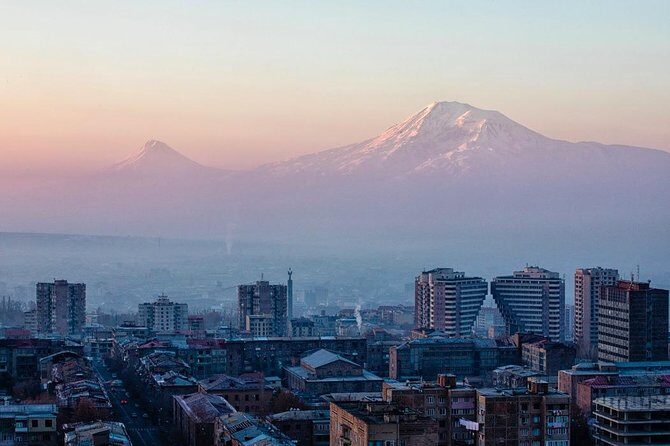 Retro KGB Tour: A Volga 21 Adventure in Yerevan's Soviet Past with photography - The Sum Up