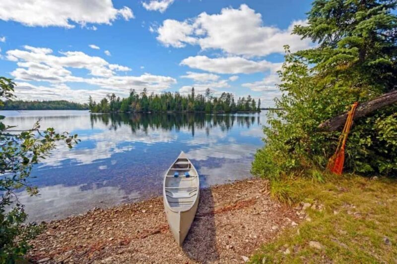 Revelstoke: Guided Canoe Tour with Snacks - A Closer Look at the Revelstoke Guided Canoe Tour