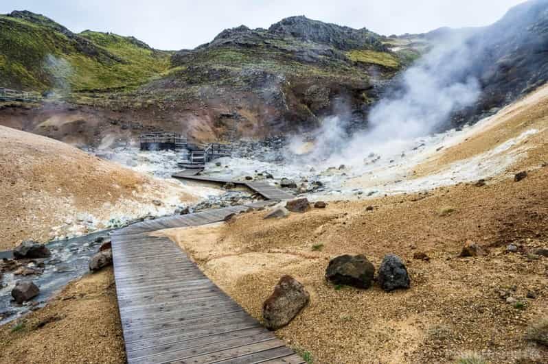 Reykjanes & Blue Lagoon (Premium Admission) - PRIVATE TOUR - Key Points