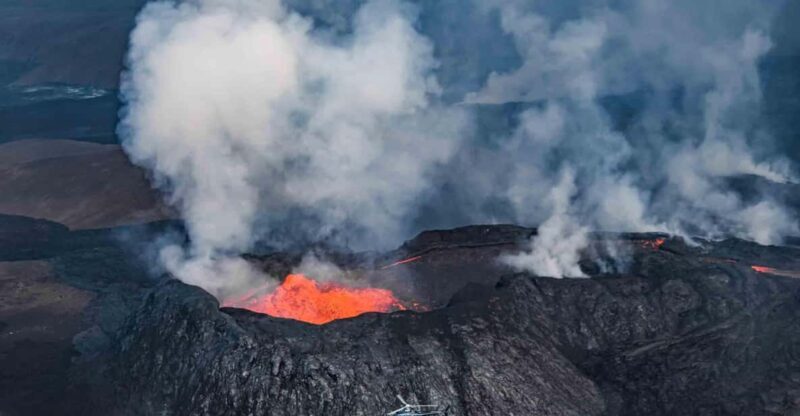 Reykjavik: 45-Minute Volcano Sightseeing Helicopter Tour - The Sum Up