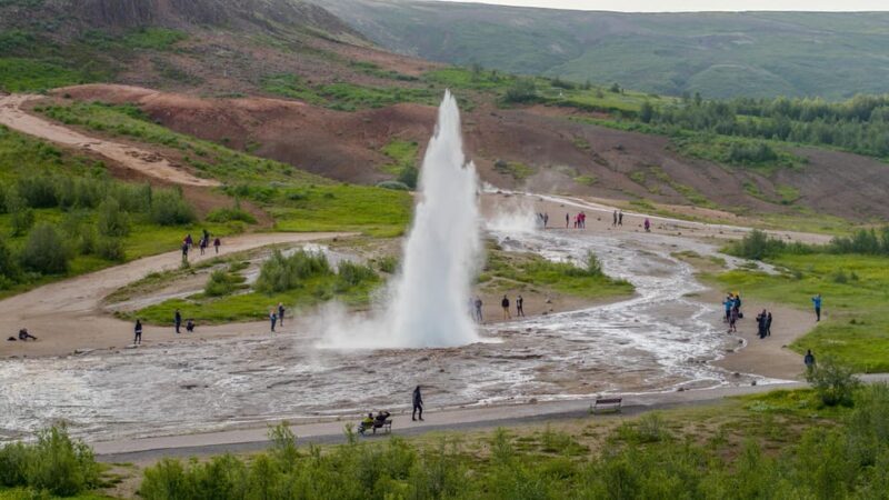Reykjavík: 8-Day Iceland Circle Self-Drive Tour - The Experience in Detail