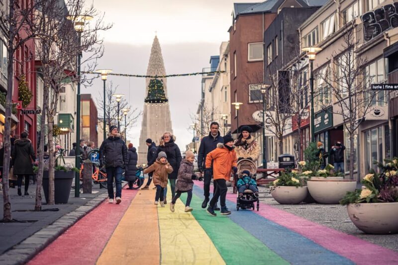 Reykjavik: Christmas Walking Tour with Icelandic Traditions - Key Points