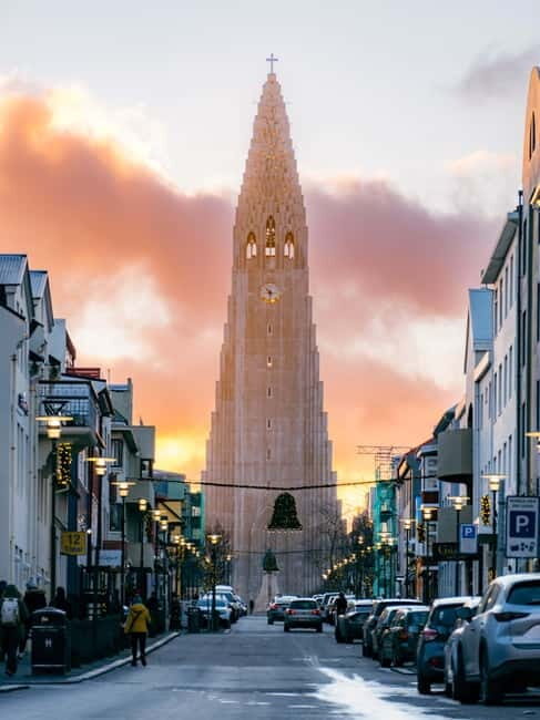 Reykjavik: City Walk Tours With Photography Services - Detailed Breakdown of the Itinerary