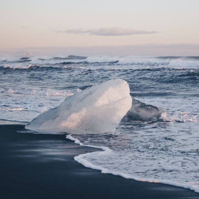 Reykjavik: Glacier Lagoon, Boat Ride & Diamond Beach Tour - The Itinerary: What Makes Each Stop Special