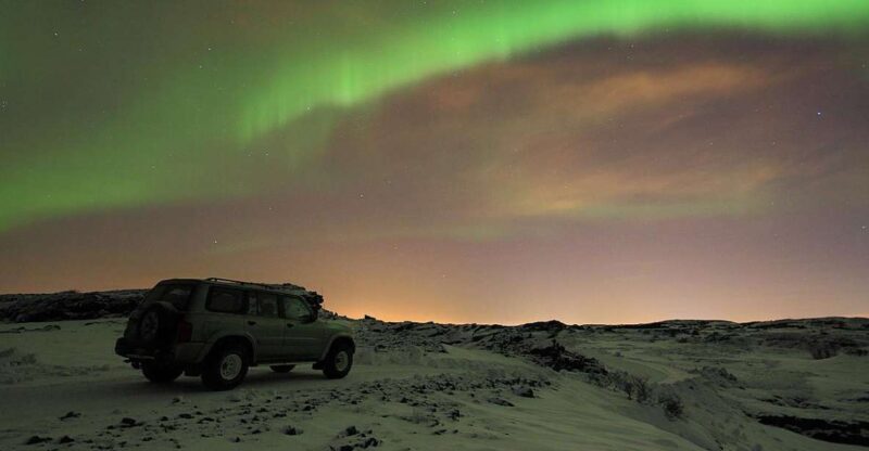 Reykjavik: Golden Circle & Northern Lights 4x4 Tour - The Nighttime Northern Lights Chase: A Personal Adventure