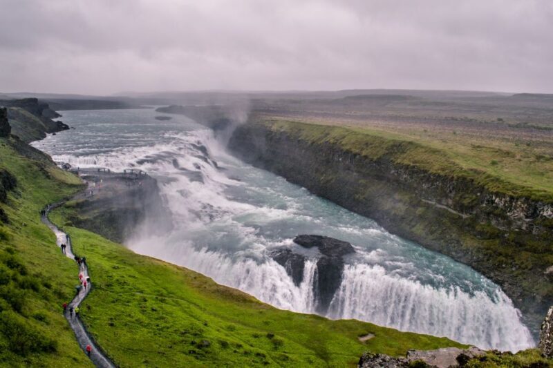 Reykjavik: Golden Circle, Tomato Farm and Kerið Crater Tour - Frequently Asked Questions