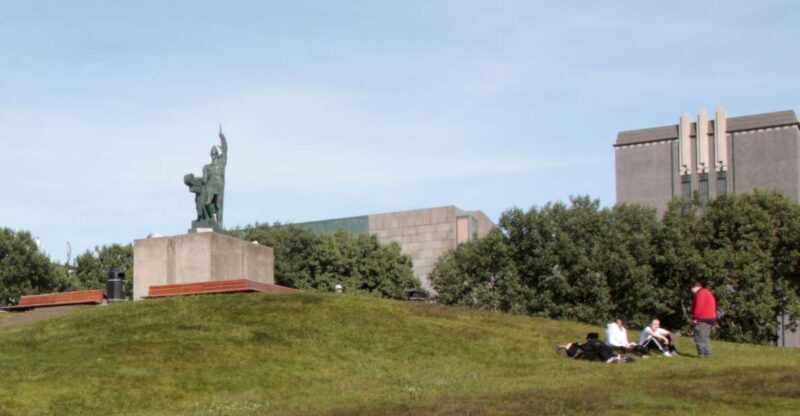 Reykjavik: Guided City Walking Tour - Full Breakdown: The Itinerary in Detail