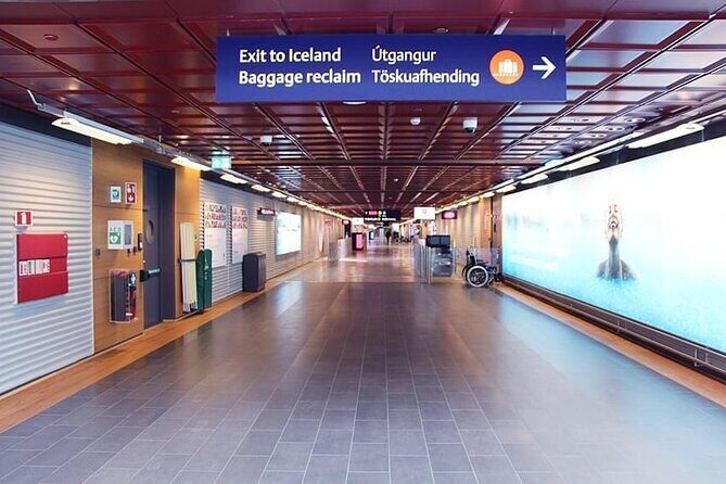 Reykjavik Iceland: Private Transfer to/from Keflavik Airport KEF - The Experience: What to Expect from the Private Transfer