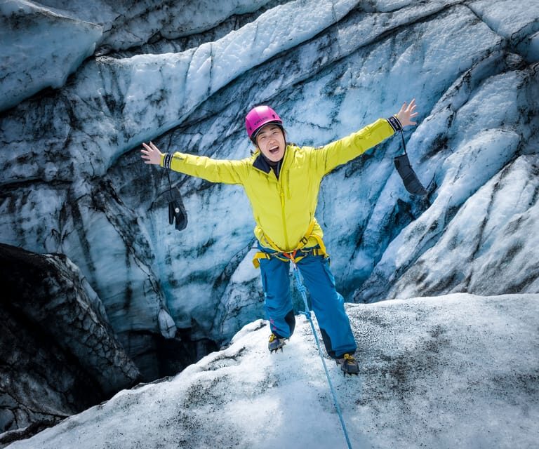 Reykjavík: Iconic Glacier Hike, South Coast & Waterfalls - Starting Early and Small Groups