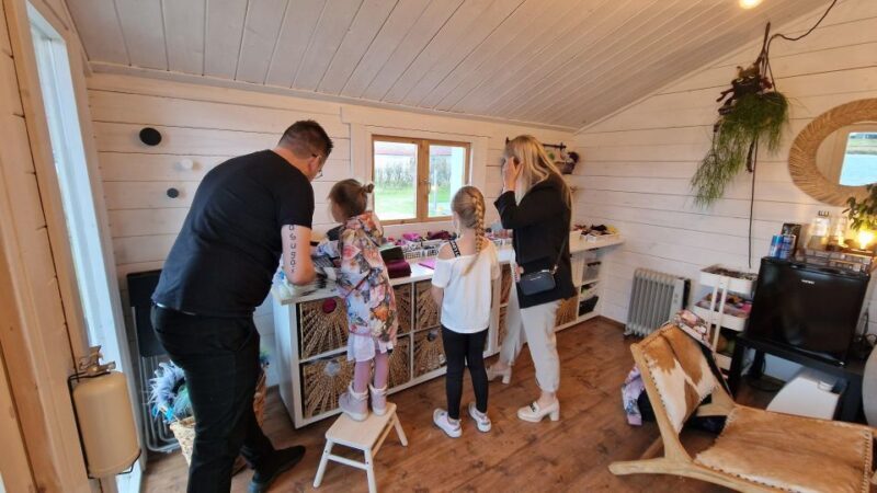 Reykjavik: Make an Icelandic Wool Monster - Authenticity and Cultural Touches