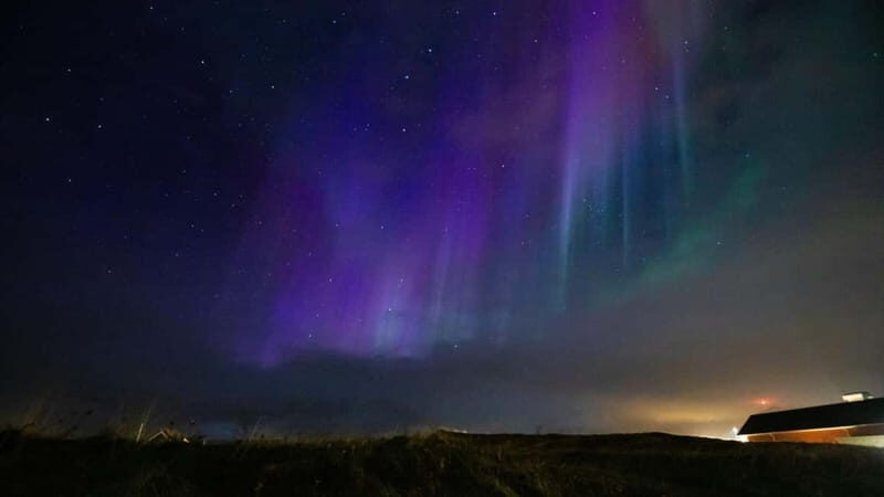 Reykjavik: Northern Lights Adventure Tour with Hot Chocolate - Key Points