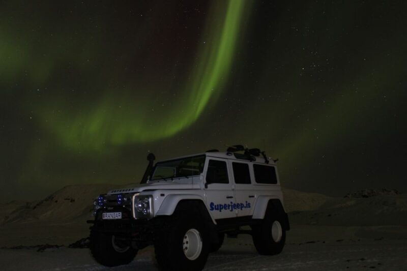 Reykjavik: Northern Lights Experience by Superjeep - Authentic Experience and the Guides’ Role