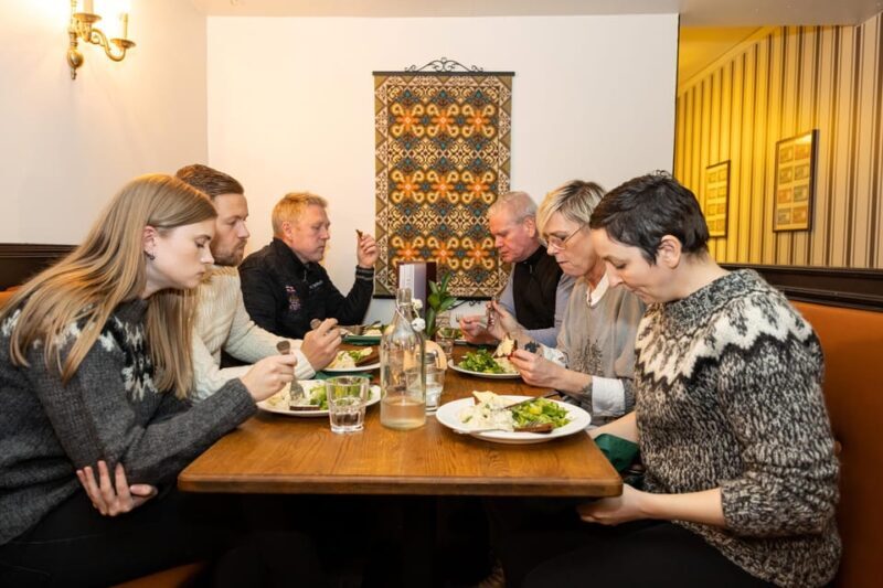 Reykjavik: Private Vegetarian Food Walking Tour - An In-Depth Look at the Reykjavík Vegetarian Food Tour