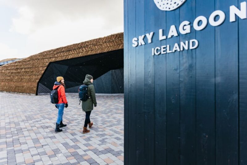 Reykjavik: Sky Lagoon Admission with Transfer - Choosing the Right Ticket