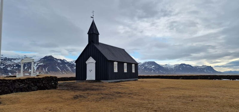 Reykjavik: Snaefellsnes Peninsula private tour with local - Who Should Consider This Tour?