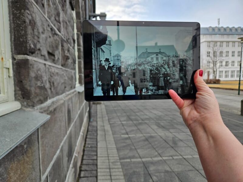 Reykjavik: WWII History Tour with a 1940's British Officer - The value of this experience