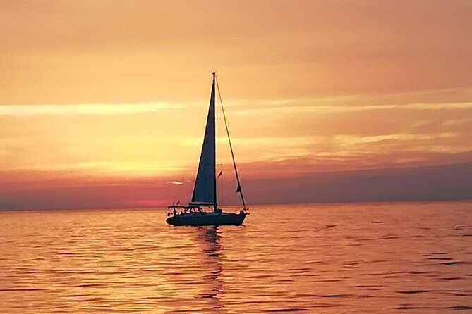 Rhenia Sunset Safari sailing tour (small group up to 8 guests) - Key Points