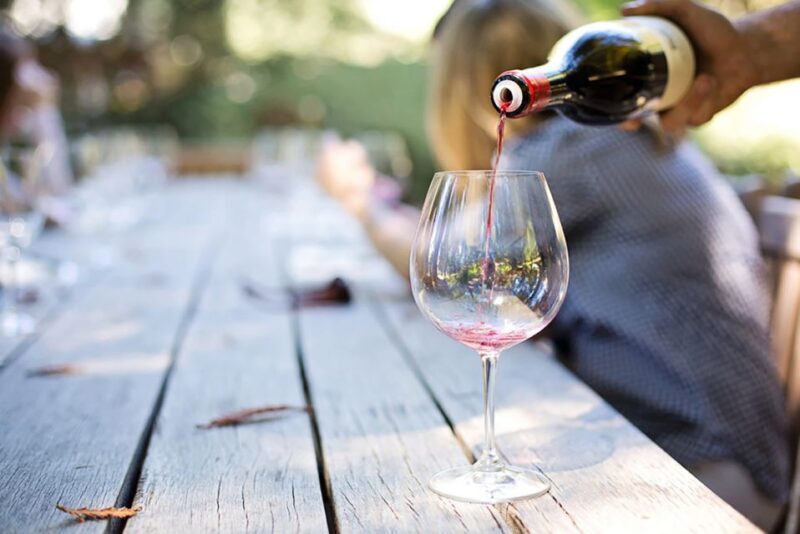 Rhodes: Guided Walk and Wine Tasting Tour in Medieval Town - The Lunch and Wine Tasting Experience