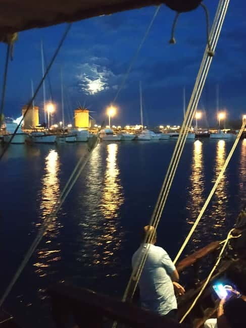 Rhodes: Night Cruise with Live Music and Sightseeing. - Key Points