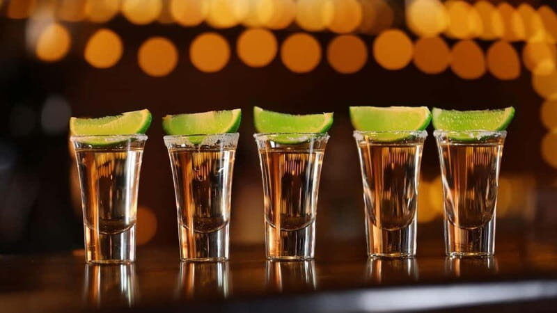 Rhodes Nightlife: Pub Crawl Old Town - 5 Bars & Free Shots - Key Points